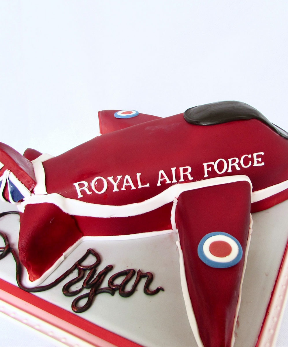 Red Arrows – GutuCakes